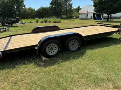 2024 82x20’ Car hauler